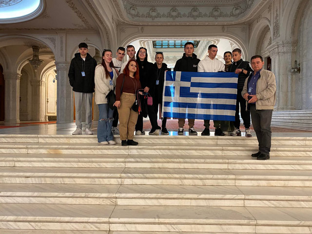 Με Erasmus+ στο Βουκουρέστι της Ρουμανίας μαθητές και καθηγητές του 1ου ...