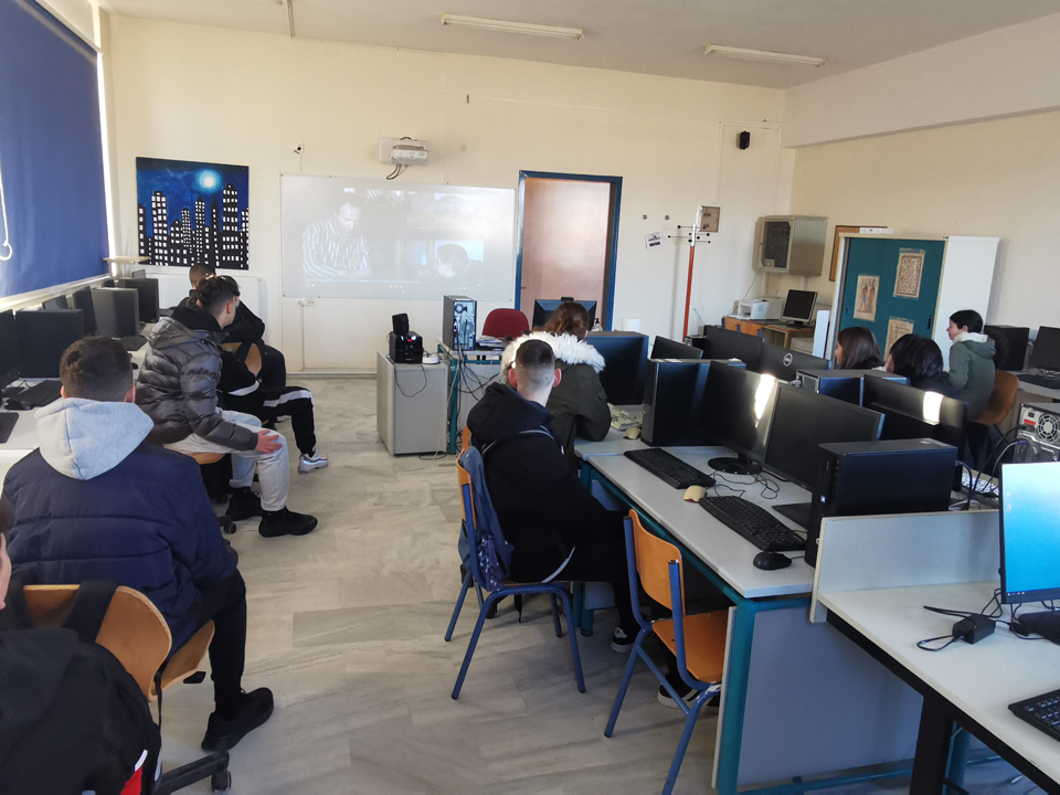Το Γυμνάσιο Αμπελώνα τίμησε την μνήμη του Ολοκαυτώματος των Εβραίων ...