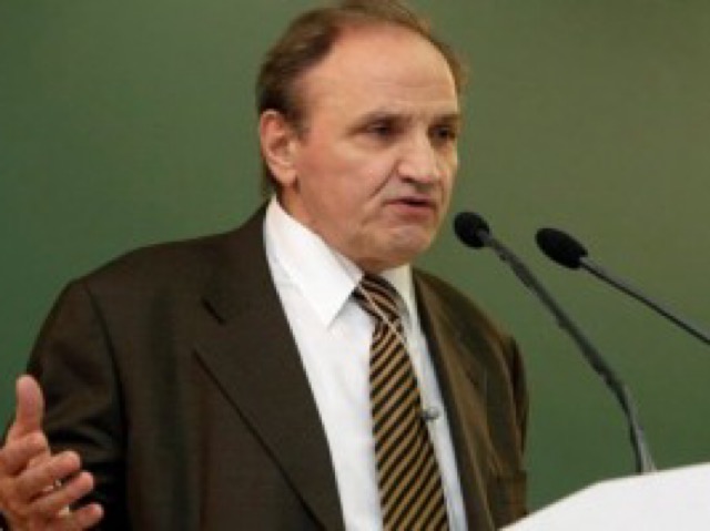 Υποψήφιος για πρόεδρος του ΣΥΡΙΖΑ ο Στέφανος Τζουμακας - TirnavosPress