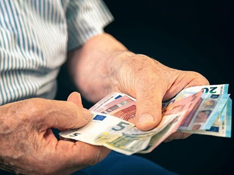 Εννέα ερωτήσεις και απαντήσεις για τις συντάξεις fast track και τις ...