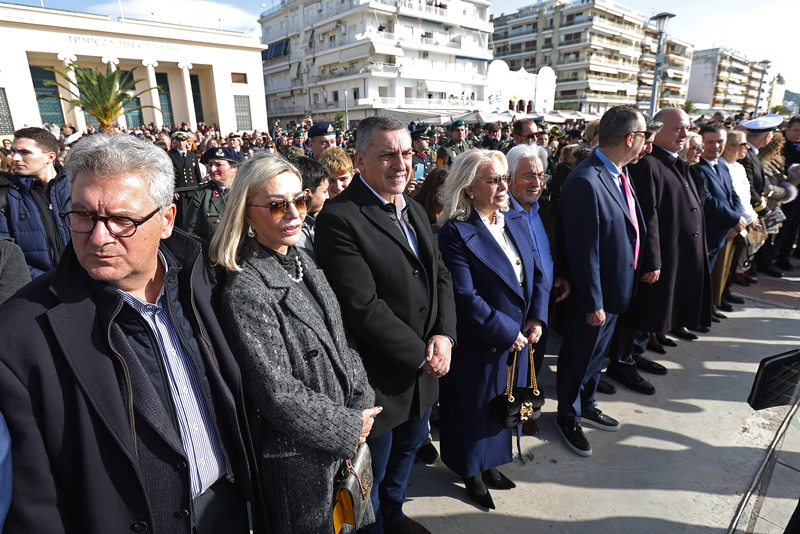 Ο Περιφερειάρχης Δ. Κουρέτας στον εορτασμό των Θεοφανείων στον Βόλο ...